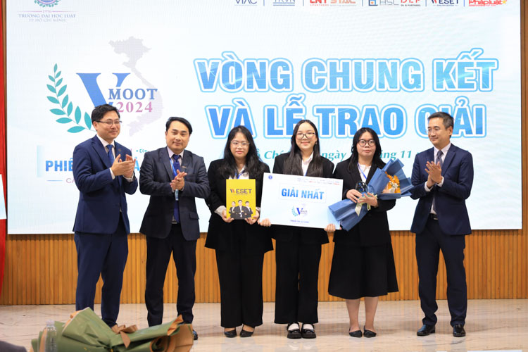 Sinh viên Trường Đại học Luật TPHCM đạt giải nhất cuộc thi Phiên tòa giả định cấp quốc gia 2024